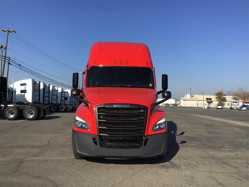Used Freightliner Semi-Trucks for Sale | Arrow Truck Sales