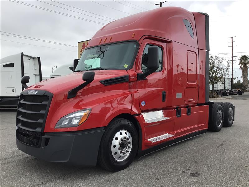 Used Freightliner Semi-Trucks for Sale | Arrow Truck Sales